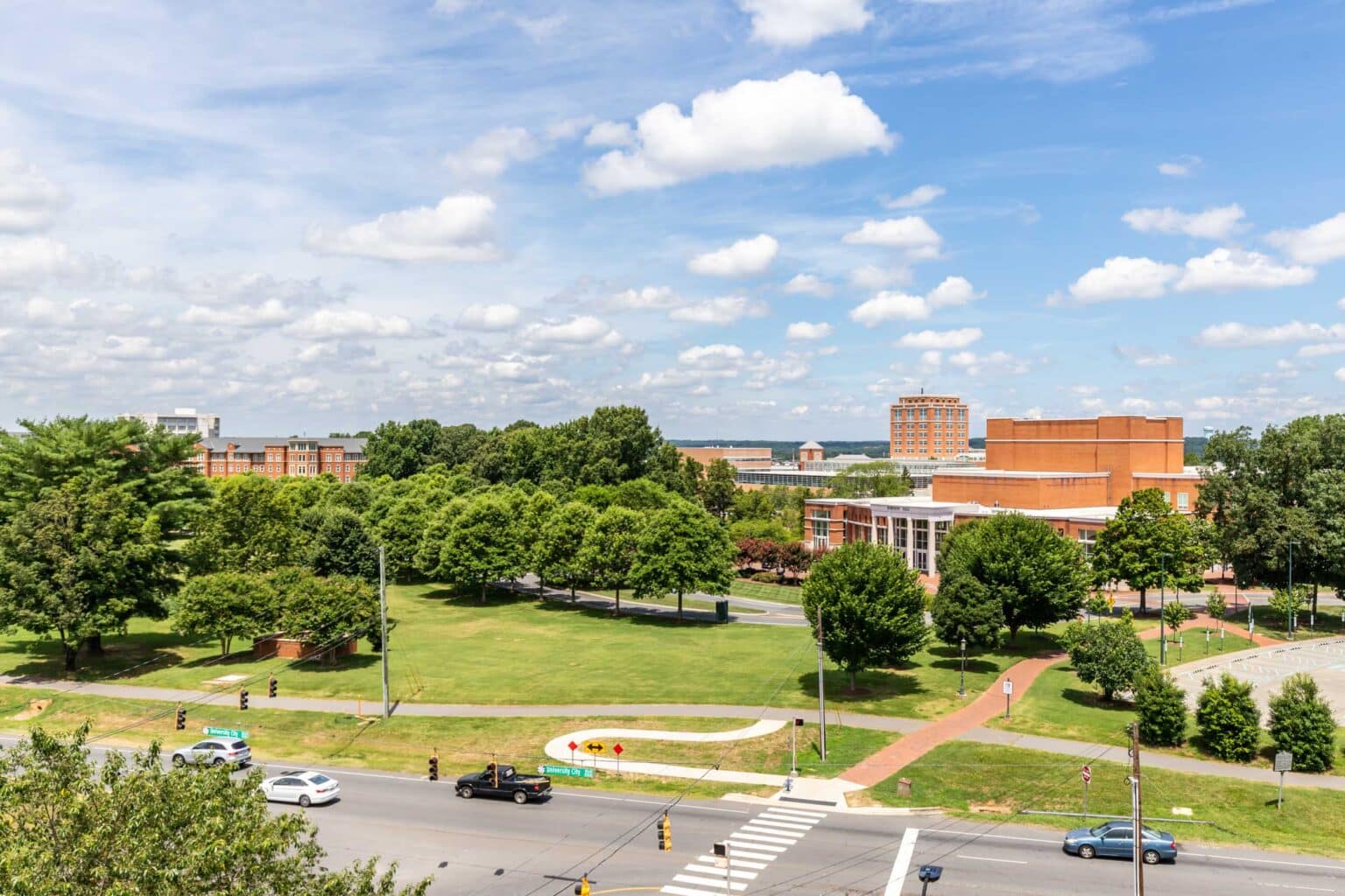 Student Housing Charlotte, NC | UNCC Apartments | RUSH